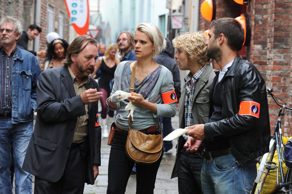 Code 37 – Staffel 01 | Film-Rezensionen.de