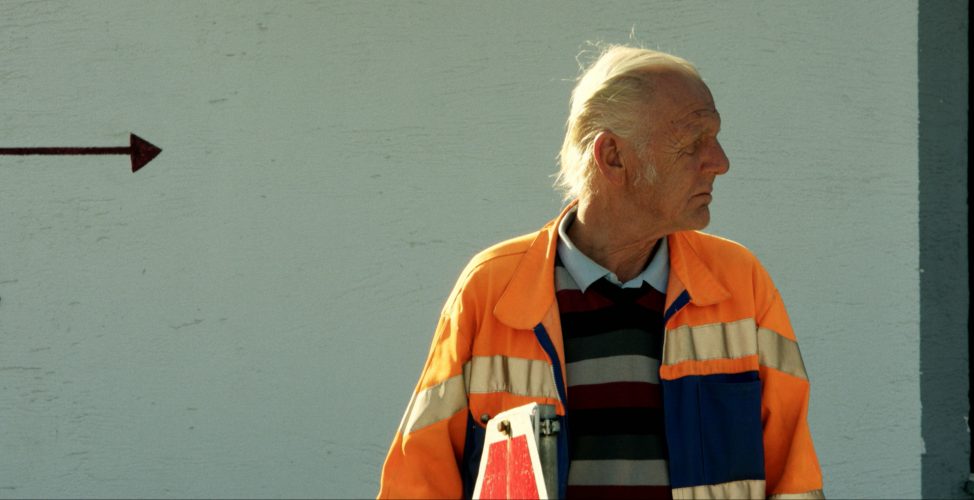 B12 – Gestorben wird im nächsten Leben | Film-Rezensionen.de