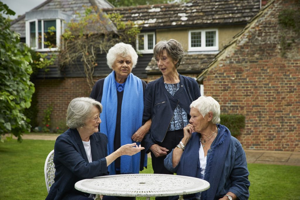 Tea with the Dames | Film-Rezensionen.de
