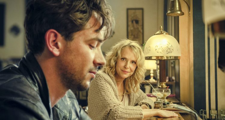 Für Eine Nacht … Und Immer Film Rezensionen De
