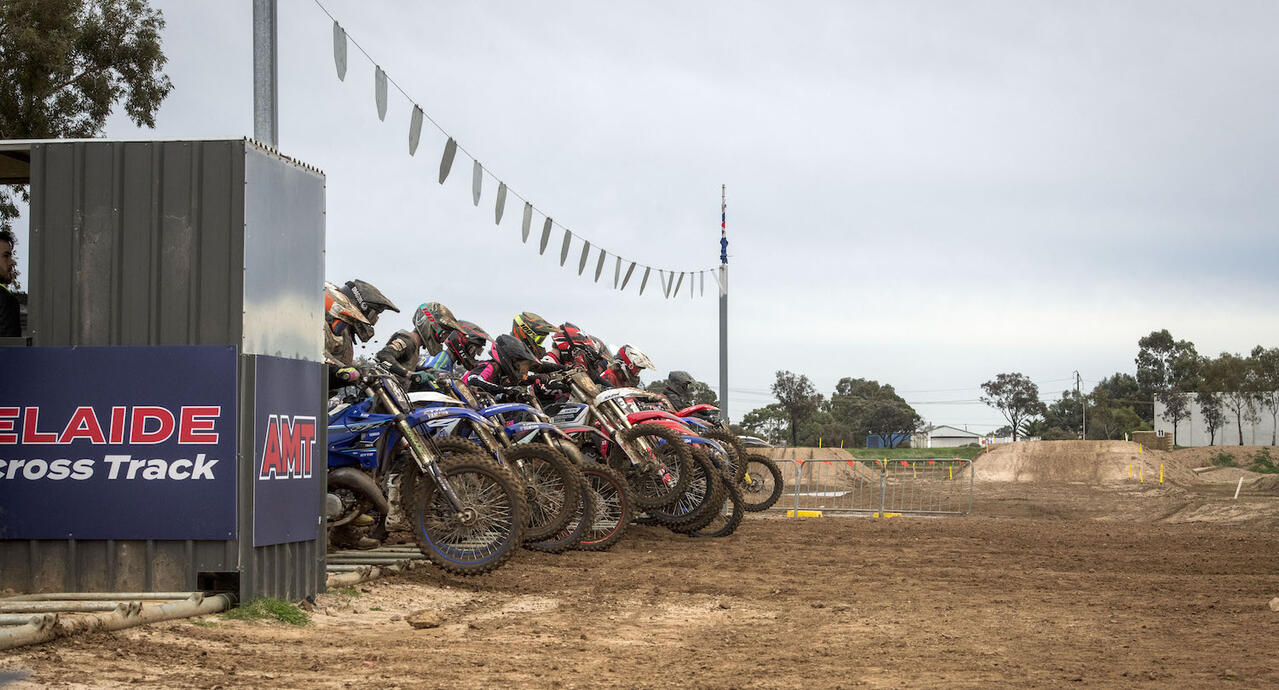 MaveriX – Staffel 1 | Film-Rezensionen.de