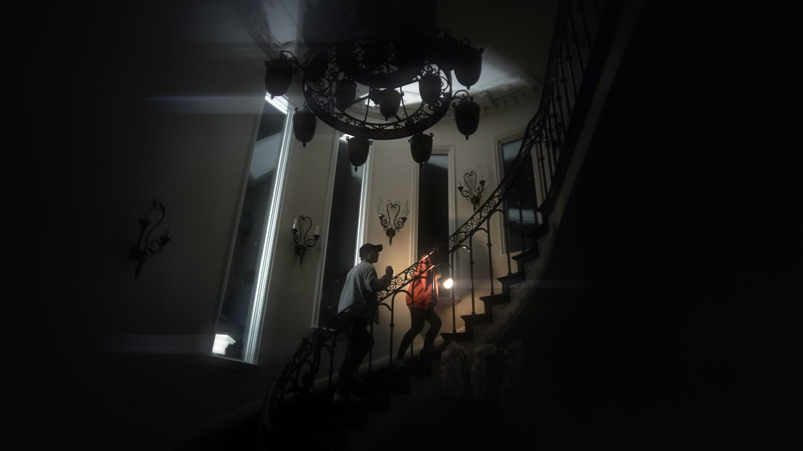 The Real Bling Ring: Hollywood Heist | Film-Rezensionen.de