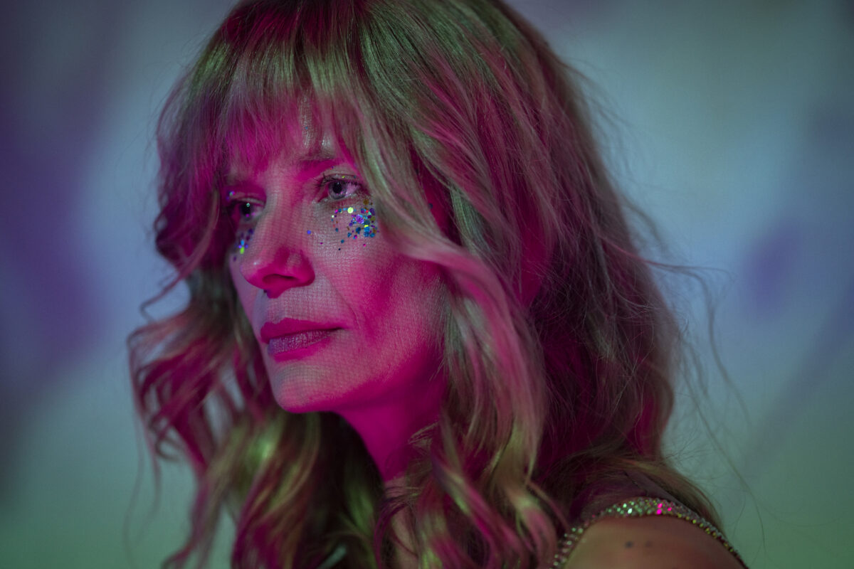 Ein Maedchen und ein Kosmonaut Staffel 1 Szene 5 | Film-Rezensionen.de