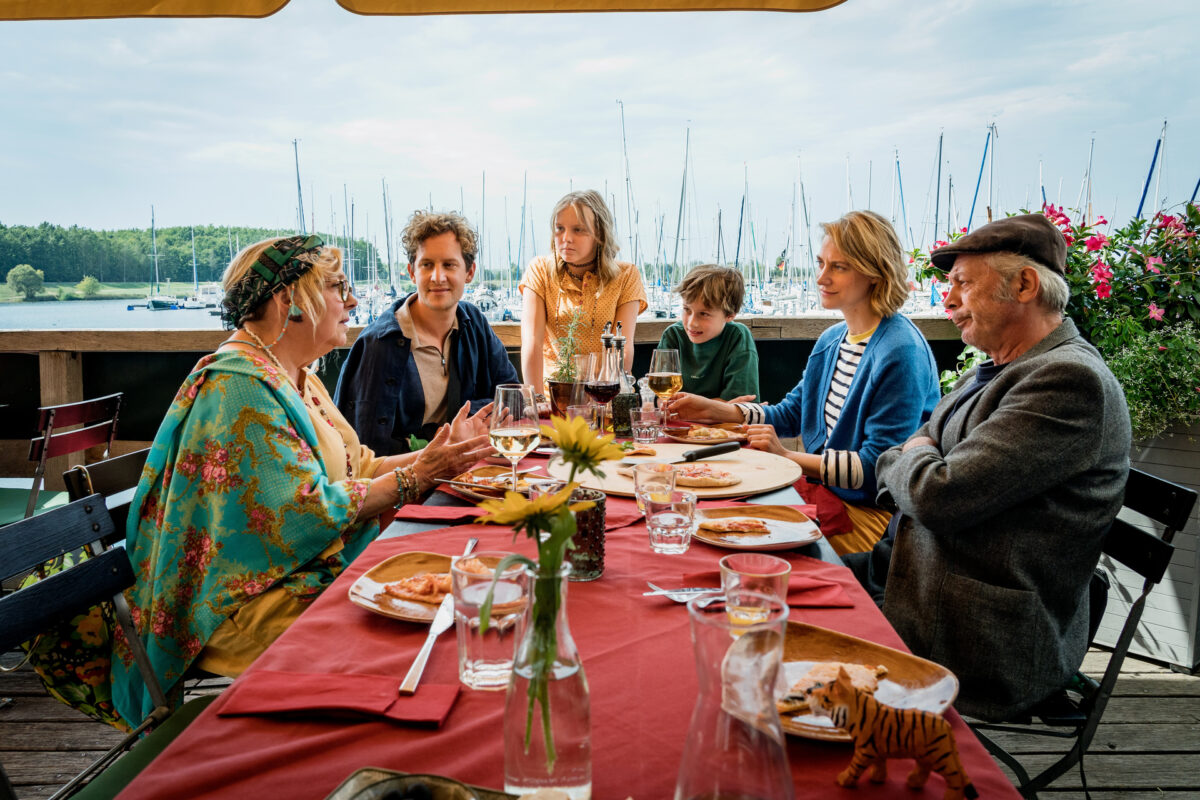 Familie Anders: Zwei sind einer zu viel | Film-Rezensionen.de