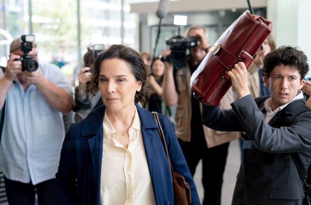 Conti – Meine zwei Gesichter | Film-Rezensionen.de