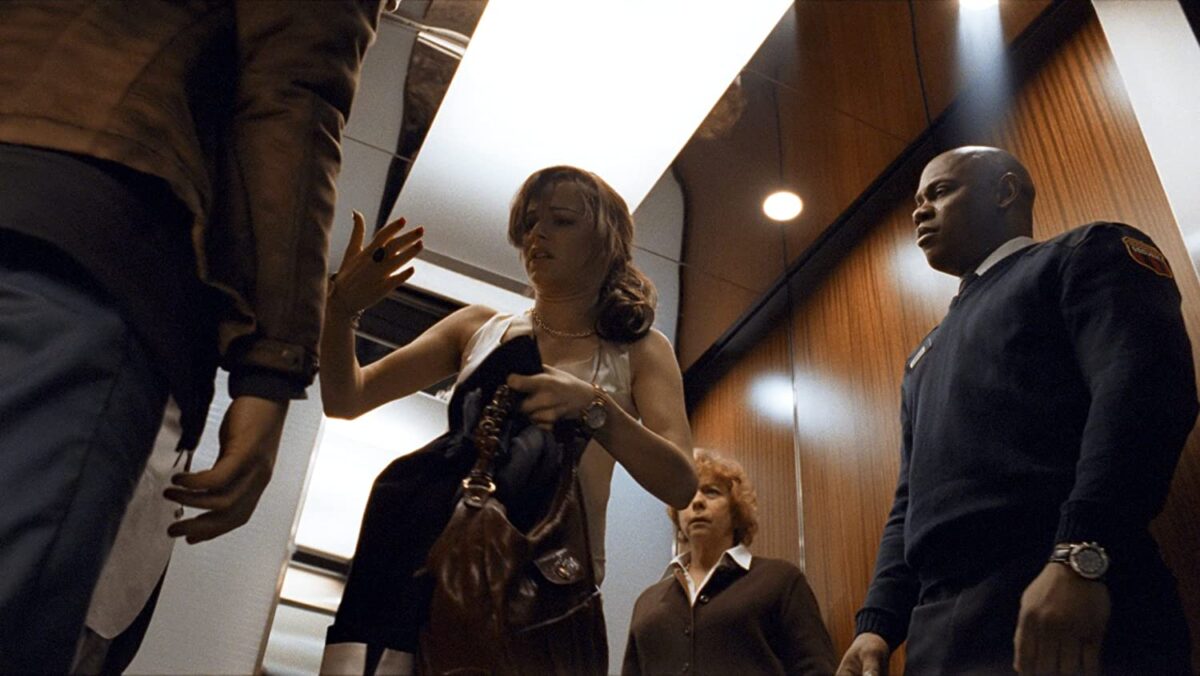 Devil Fahrstuhl zur Hoelle Szene 1 | Film-Rezensionen.de