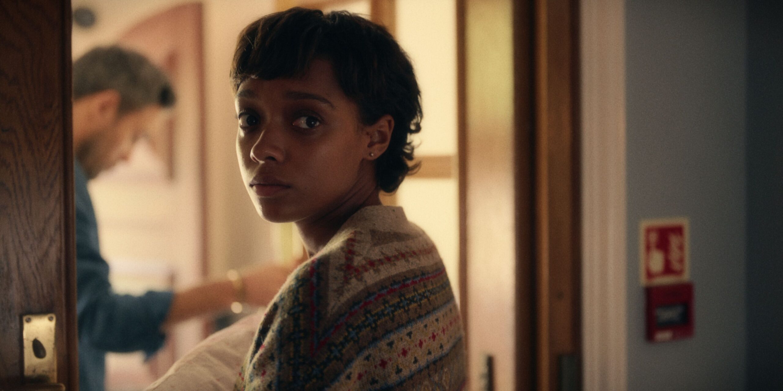 Everything Now Staffel 1 Frontpage | Film-Rezensionen.de