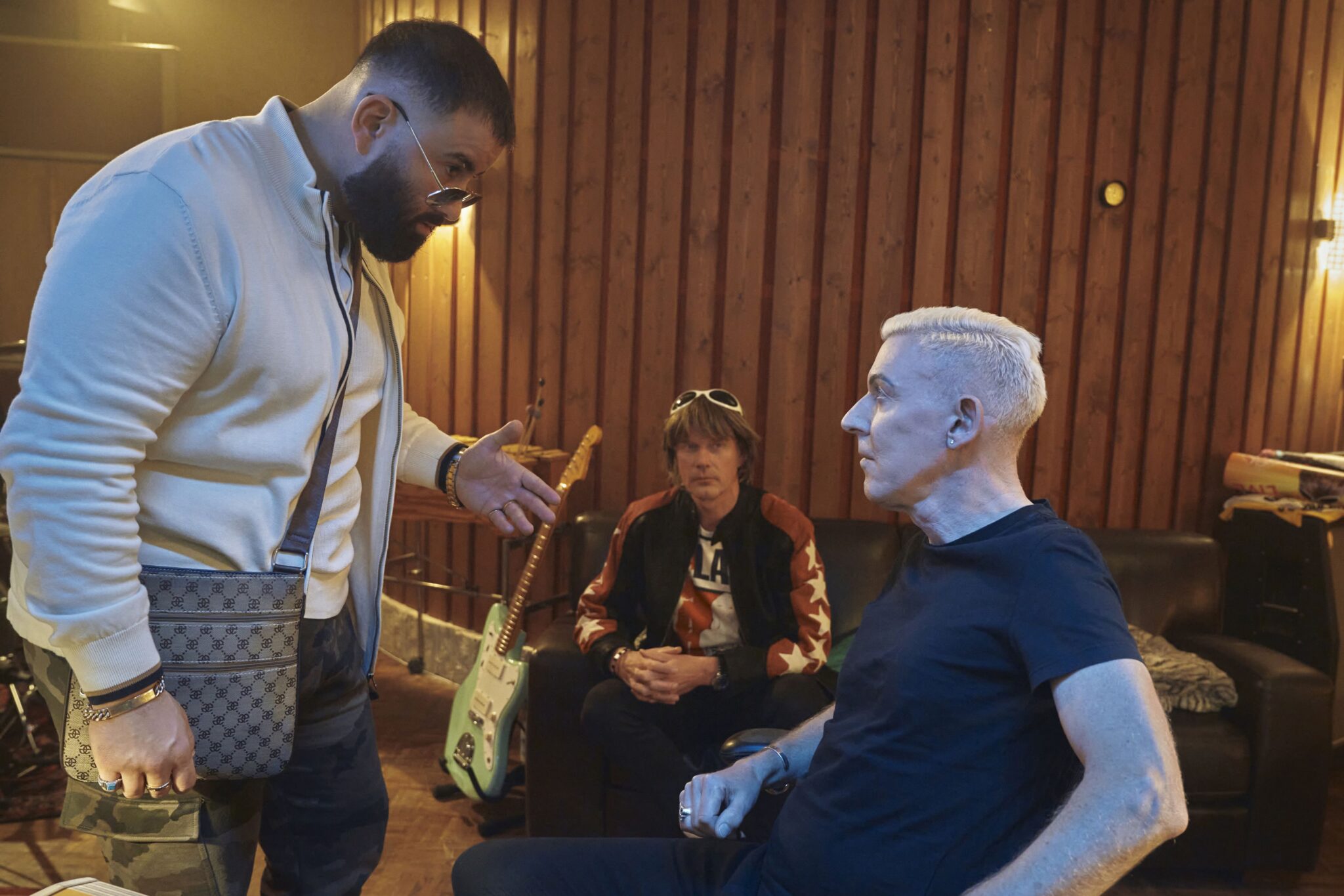 Last Exit Schinkenstrasse Staffel 1 Szene 9 | Film-Rezensionen.de