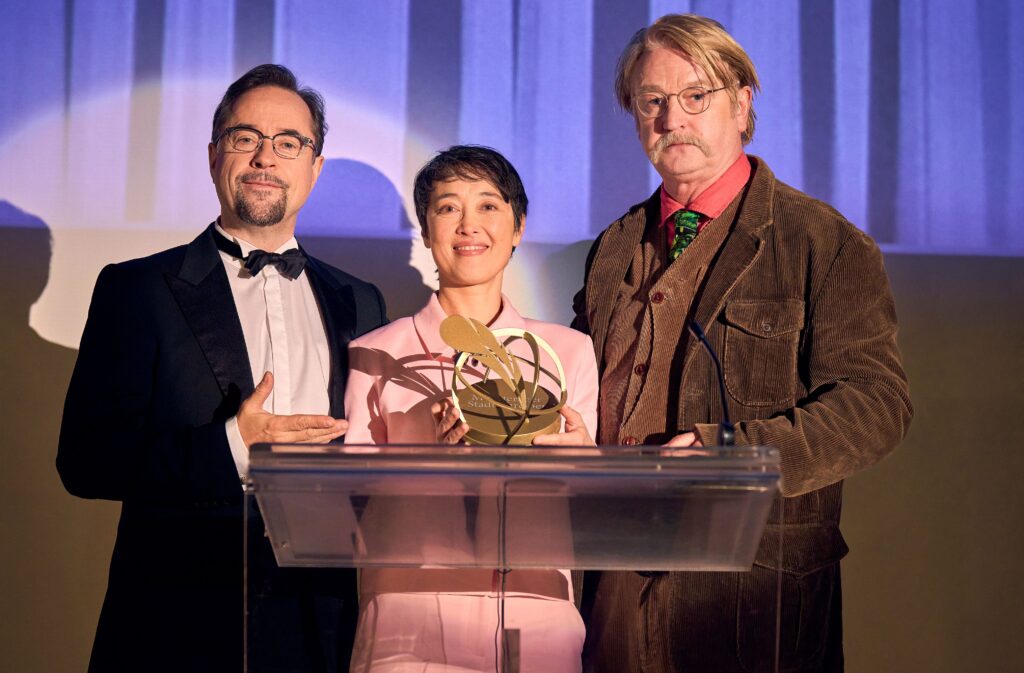 Tatort: Der Mann, der in den Dschungel fiel | Film-Rezensionen.de