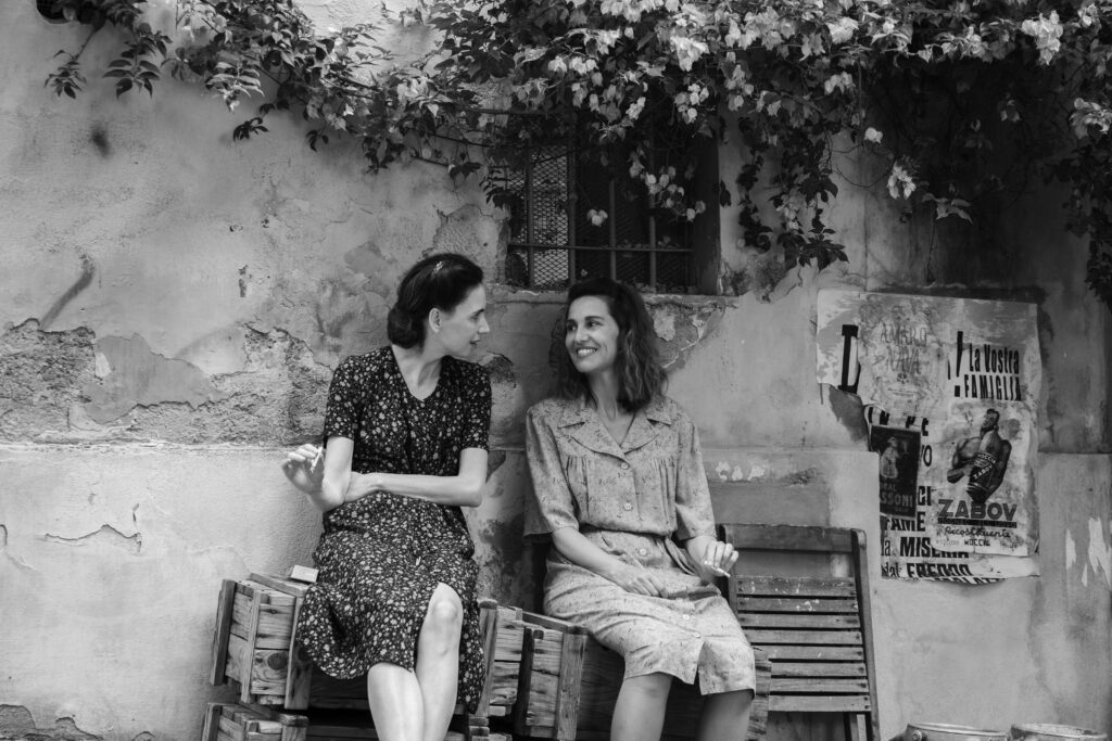 Morgen ist auch noch ein Tag | Film-Rezensionen.de