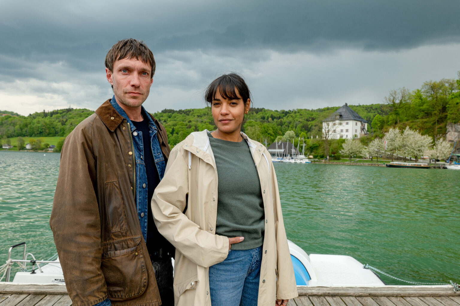 Dunkle Wasser (2023) | Film-Rezensionen.de