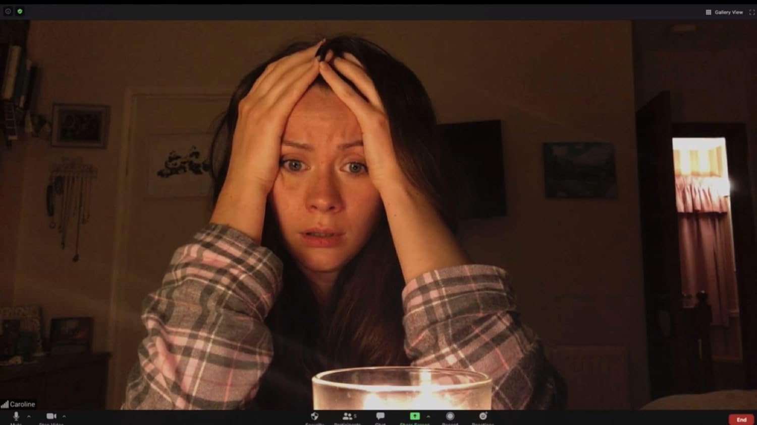 Host | Film-Rezensionen.de