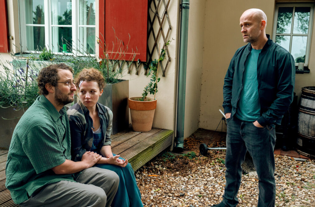 Jenseits der Spree: Invasion | Film-Rezensionen.de