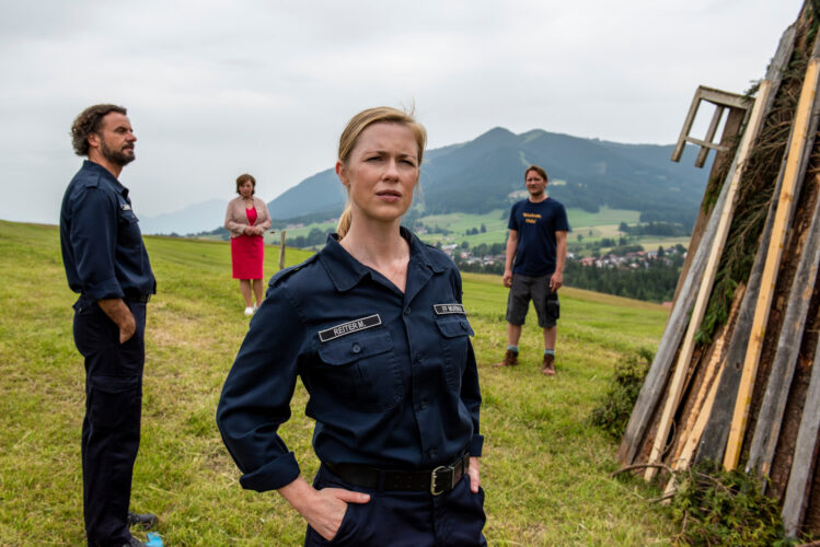 Marie fängt Feuer: Lokale Gewitter | Film-Rezensionen.de