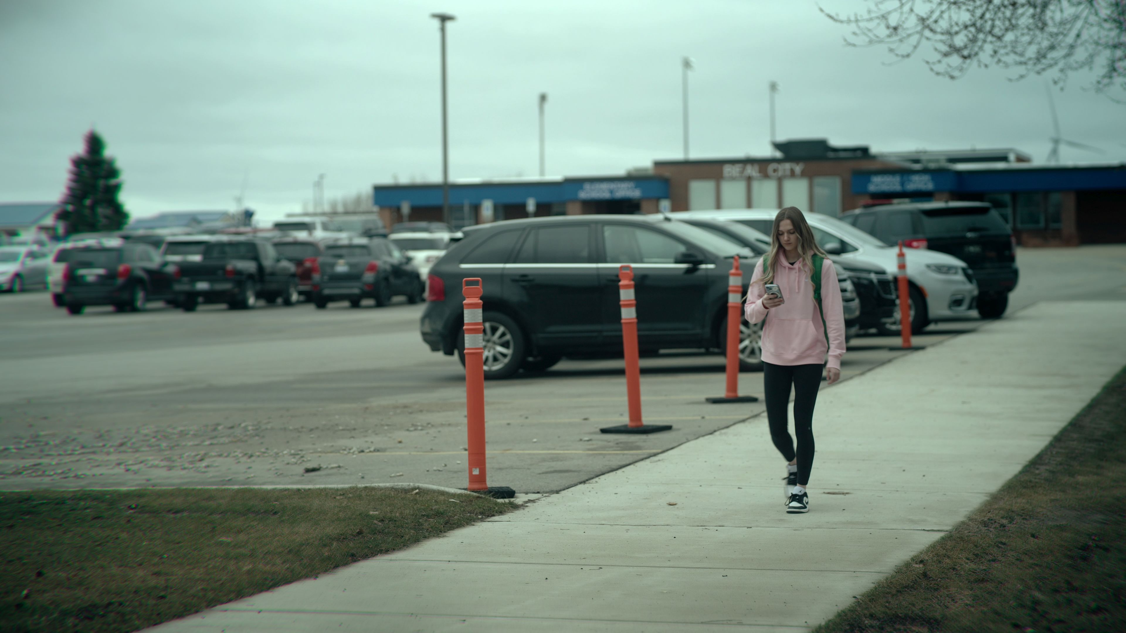 Unbekannte Nummer: Der Highschool-Catfish | Film-Rezensionen.de