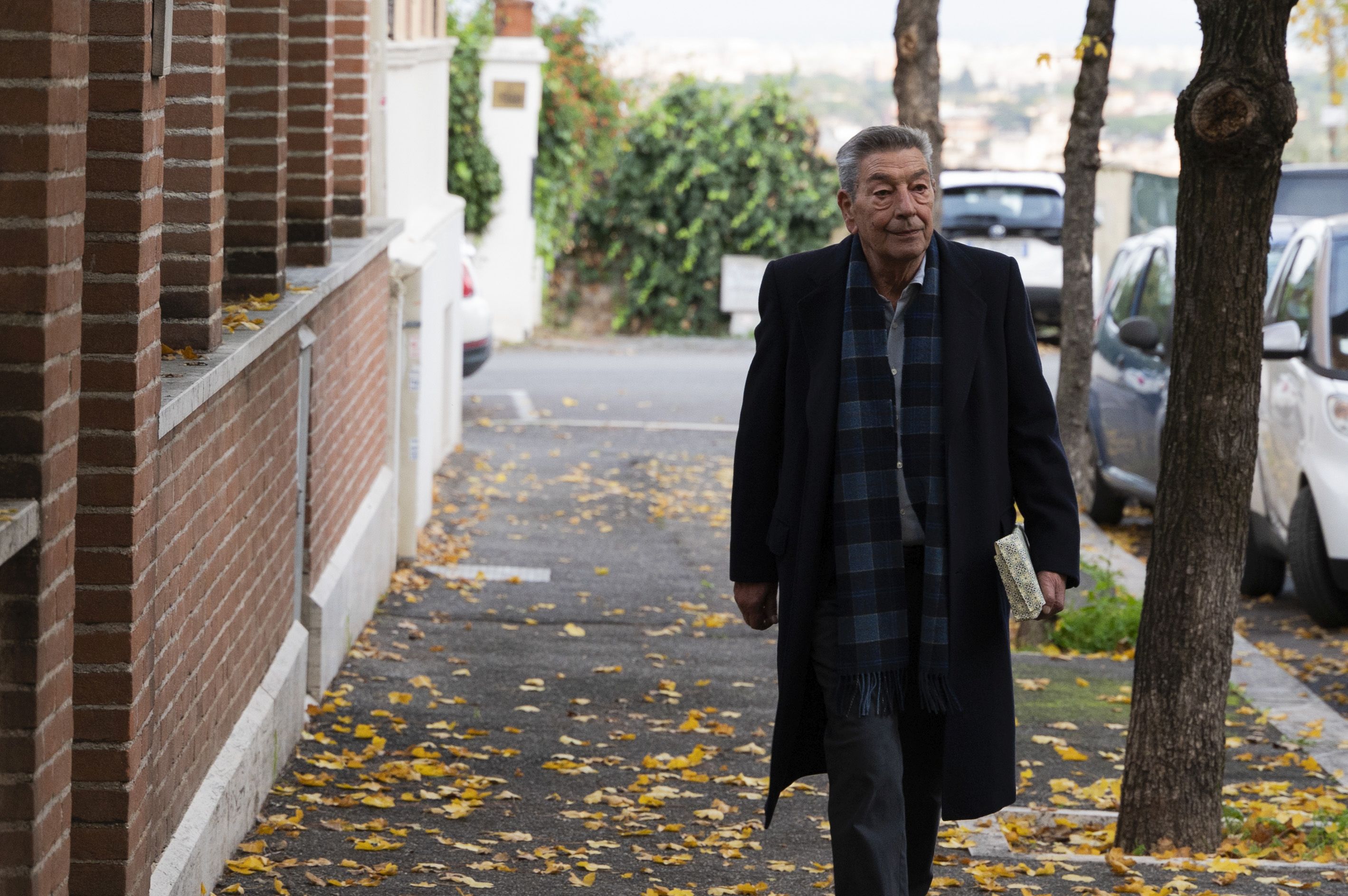 Damned If You Do, Damned If You Don’t | Film-Rezensionen.de