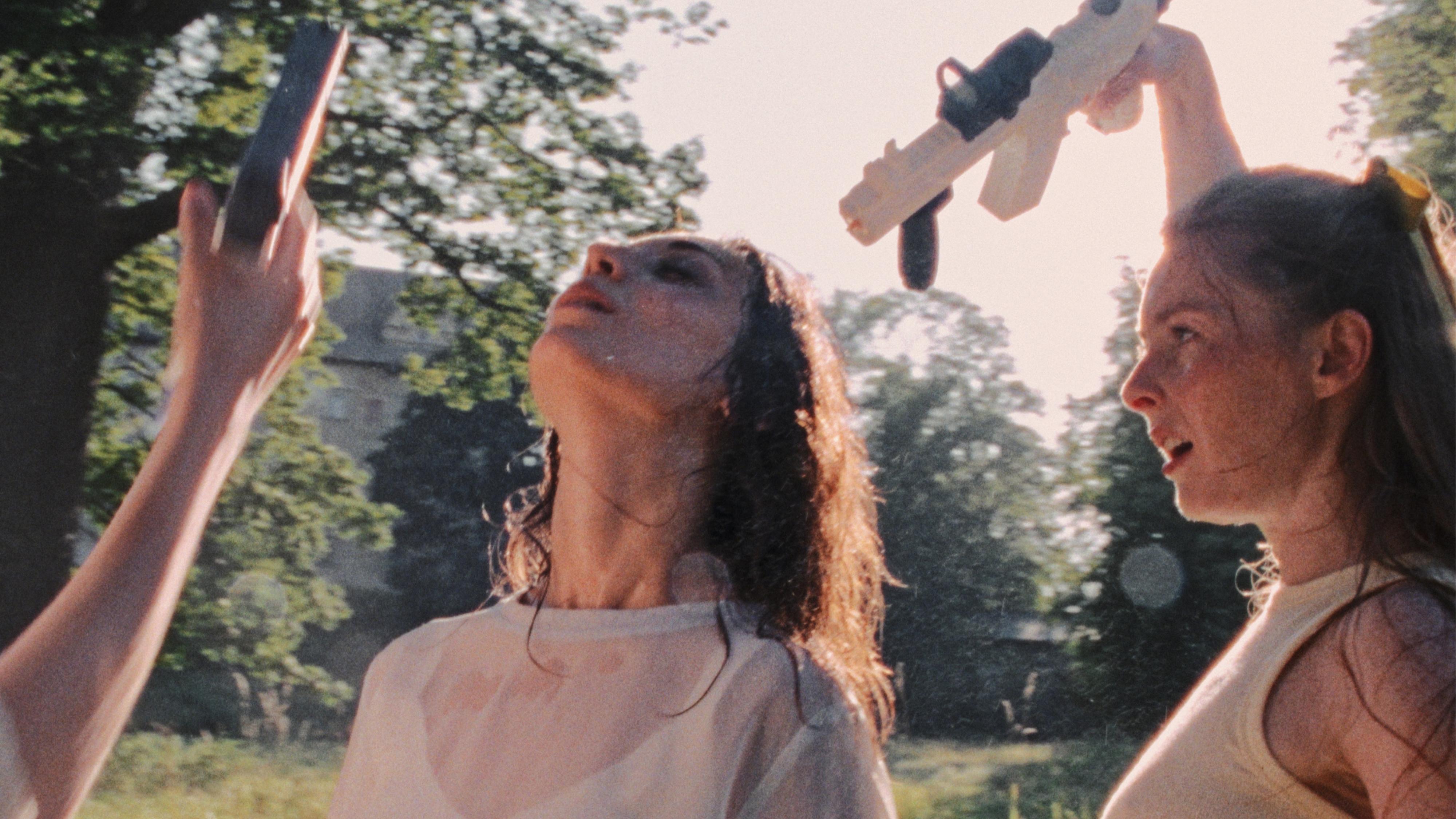 Glorious Summer | Film-Rezensionen.de